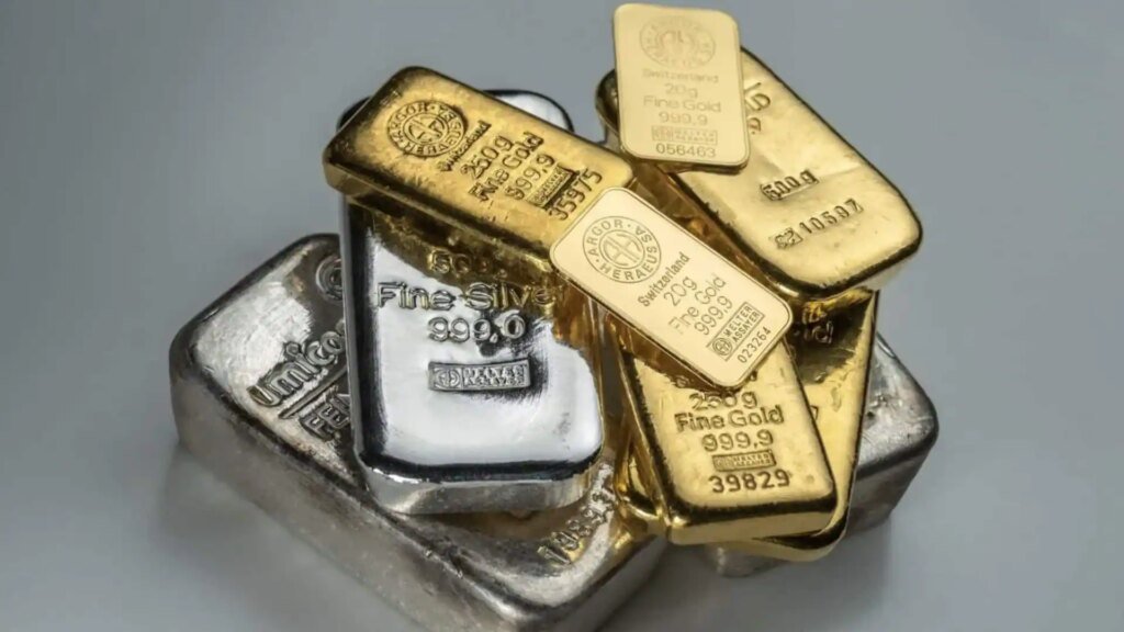 Gold, silver ETFs crash up to 14%: Time to buy? - Fund Focus News